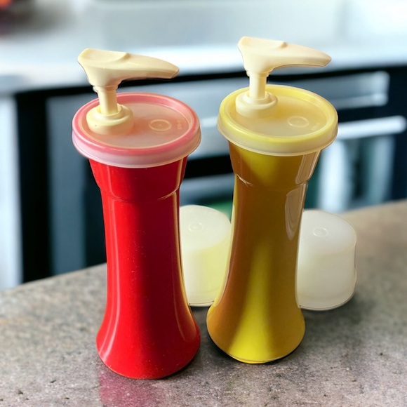 Tupperware | Kitchen | Tupperware Vintage Ketchup Mustard Condiment ...